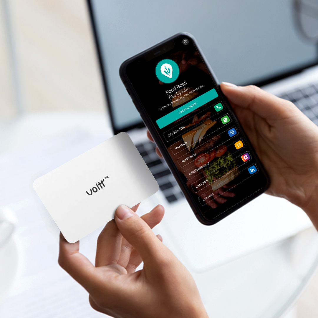 Black on white - BLACK ON WHITE | Voltt