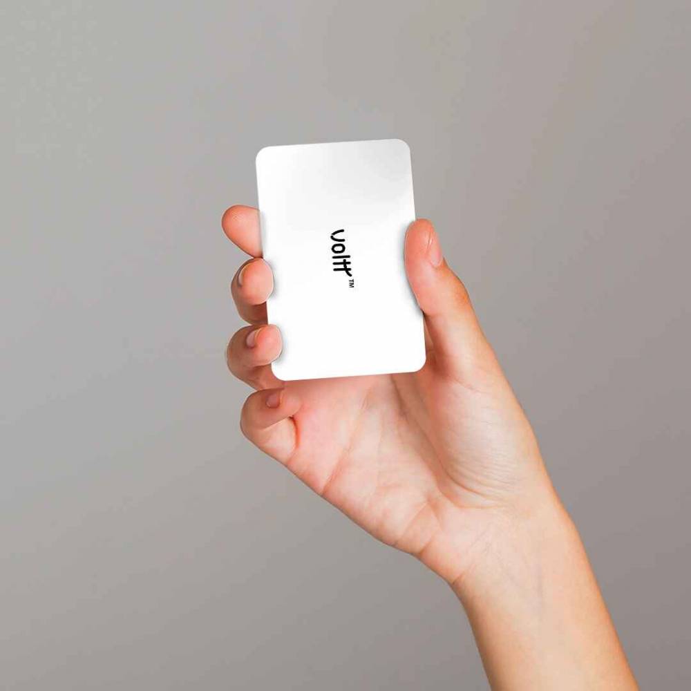 Black on white - BLACK ON WHITE | Voltt